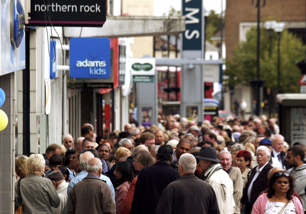 The Anatomy of a Bank Run: Unveiling the Mechanics Behind Financial ...